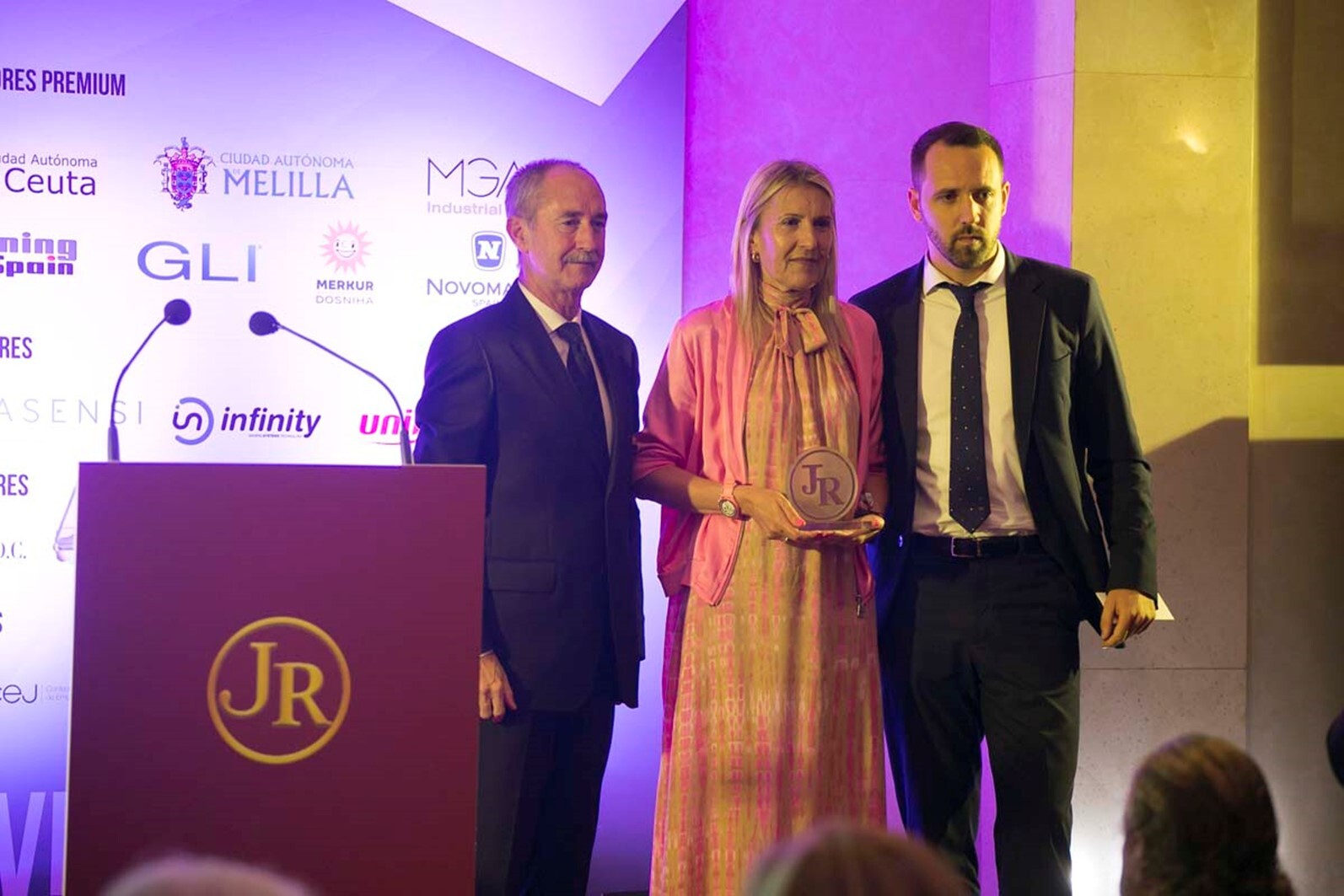 Casinos Grup Peralada, galardonado con el Premio Ateneo a la ...